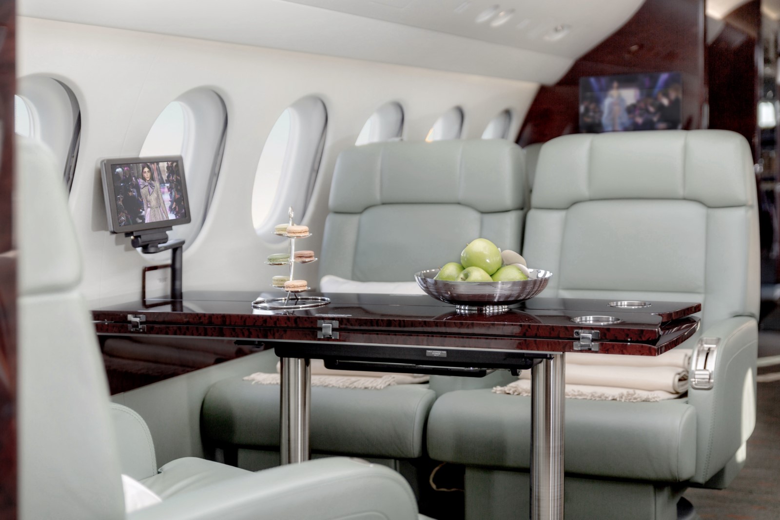 DASSAULT FALCON 7X LX-IAM | Private Jet | Global Jet